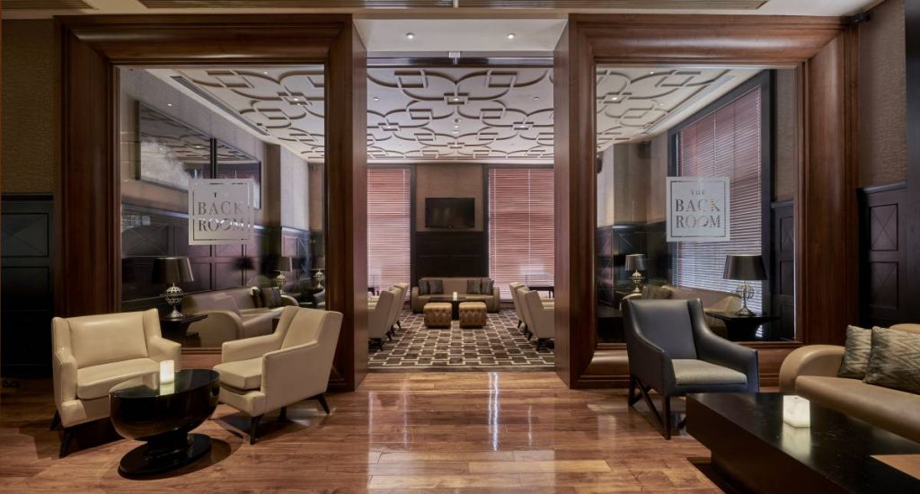 Pullman Jakarta Indonesia - Restaurants and Bars