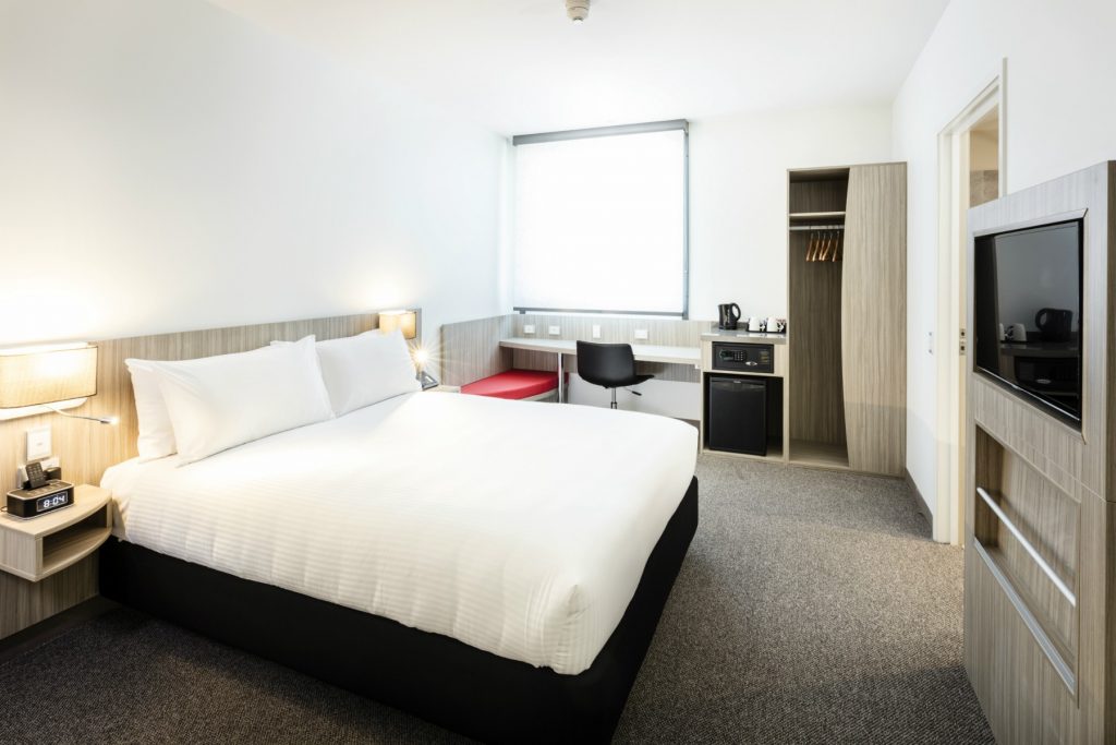 ibis Mackay Hotel - Standard King Room