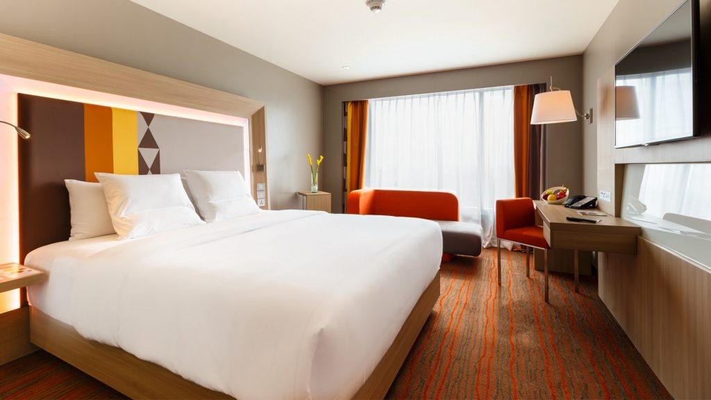 Deluxe Room - Novotel Manila Araneta Center