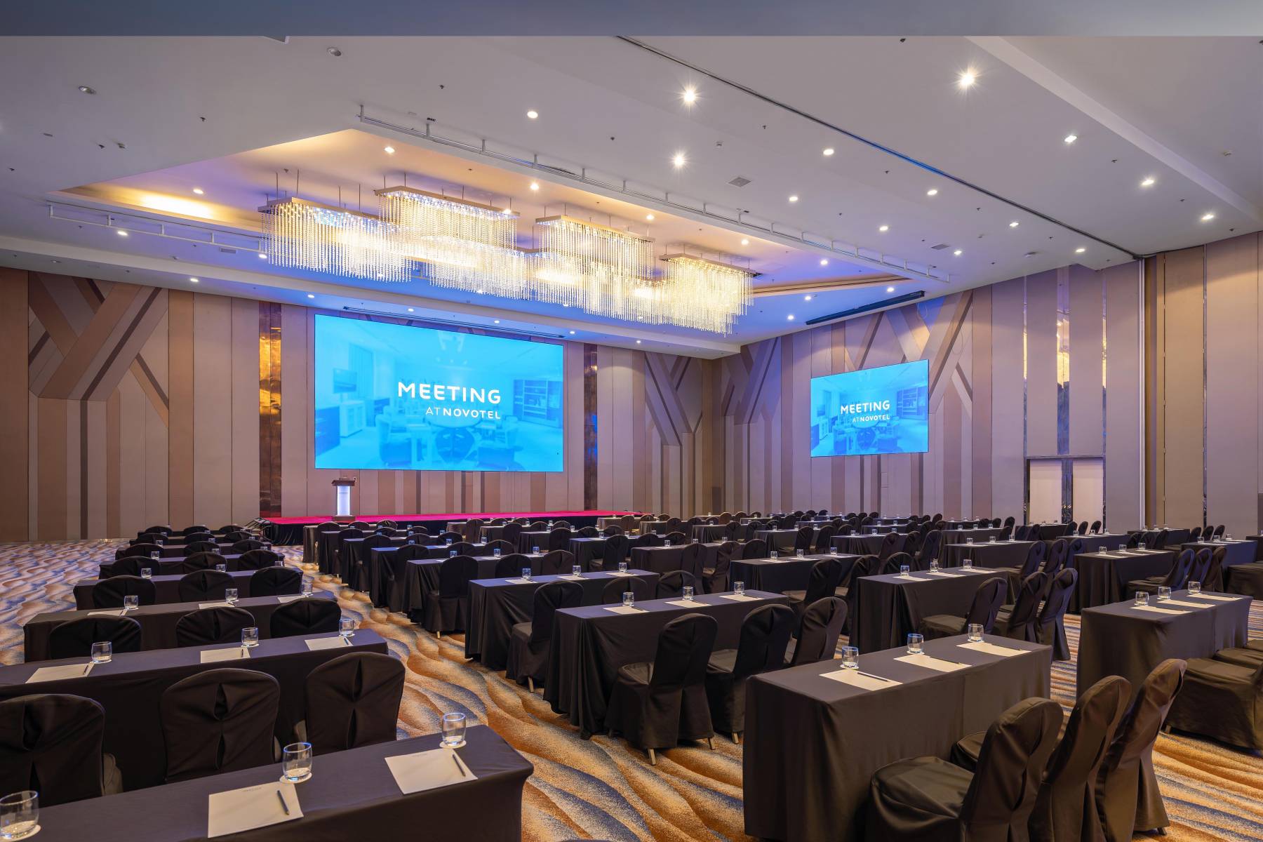 Meetings & Events - Novotel Manila Araneta City