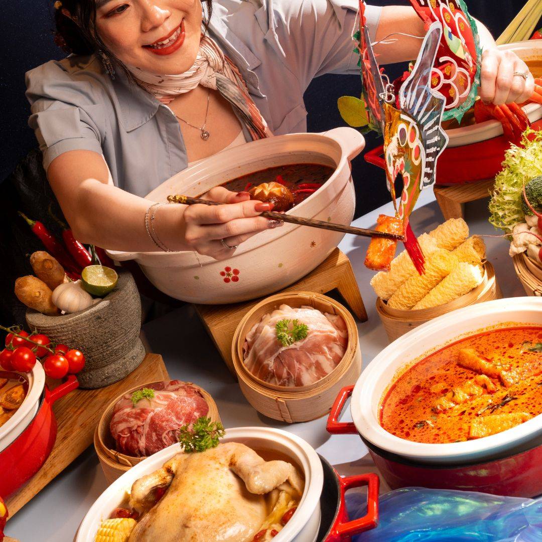 Getting here | Complimentary Shuttle Bus | Novotel Singapore on Stevens