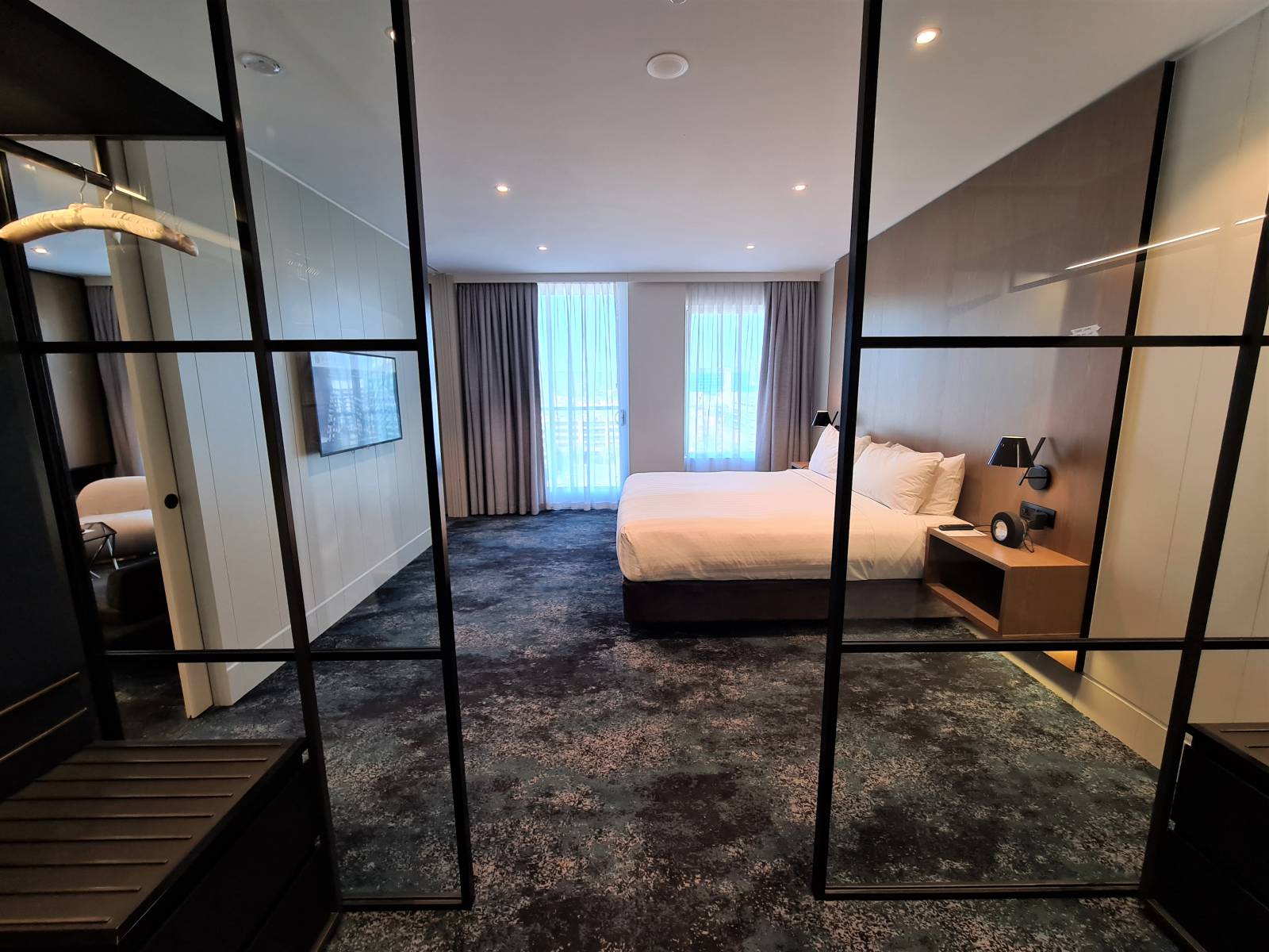 Pullman Adelaide - Deluxe Suite