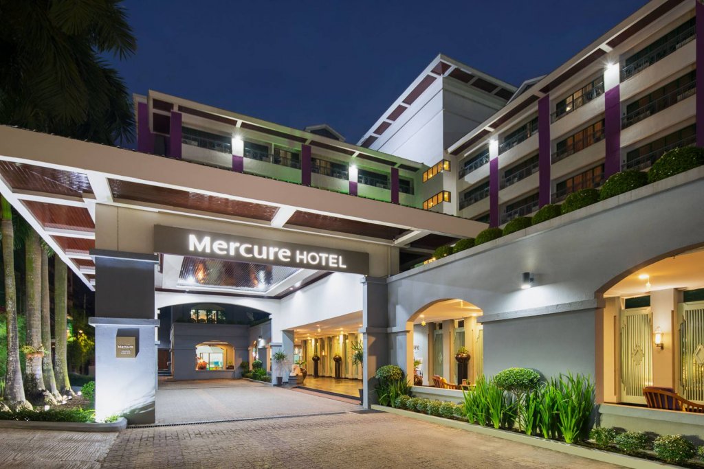 Affordable Hotel In Yangon | Mercure Yangon Kaba Aye