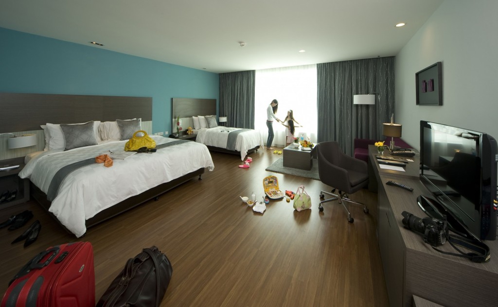 Pullman Kuching - Family Room
