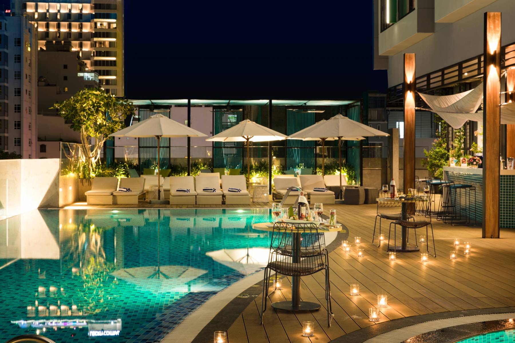 Ibis Styles Nha Trang - Outdoor Swimming Pool