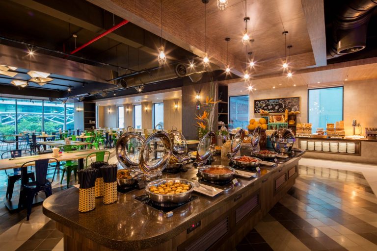 Ibis Styles Nha Trang - StrEATs Restaurant