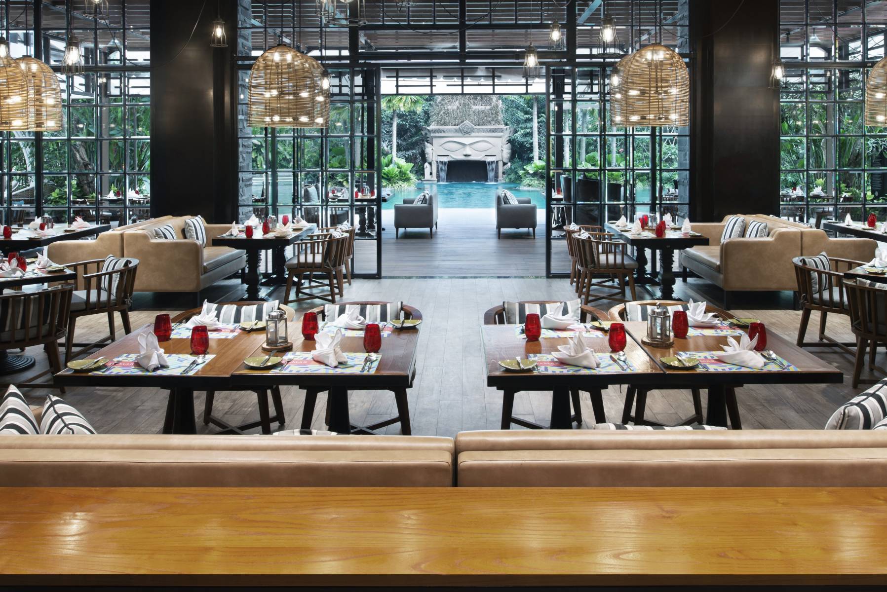 Restaurants and bars - Pullman Ciawi Vimala Hills - 5-star resort