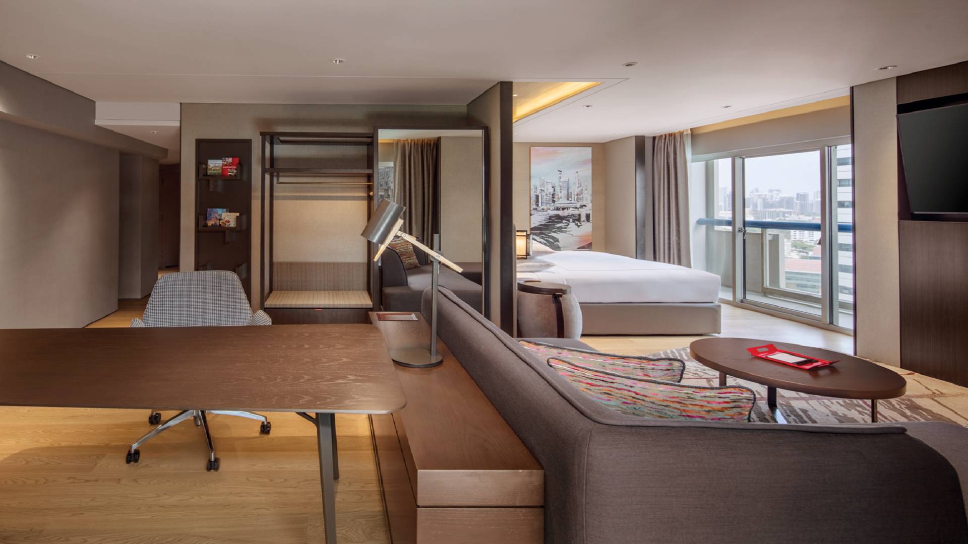 Signature Room | Spacious Hotel | Swissotel The Stamford Singapore