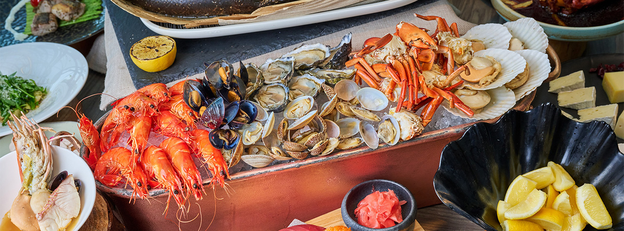 CLOVE Buffet (Menus) | Swissôtel The Stamford