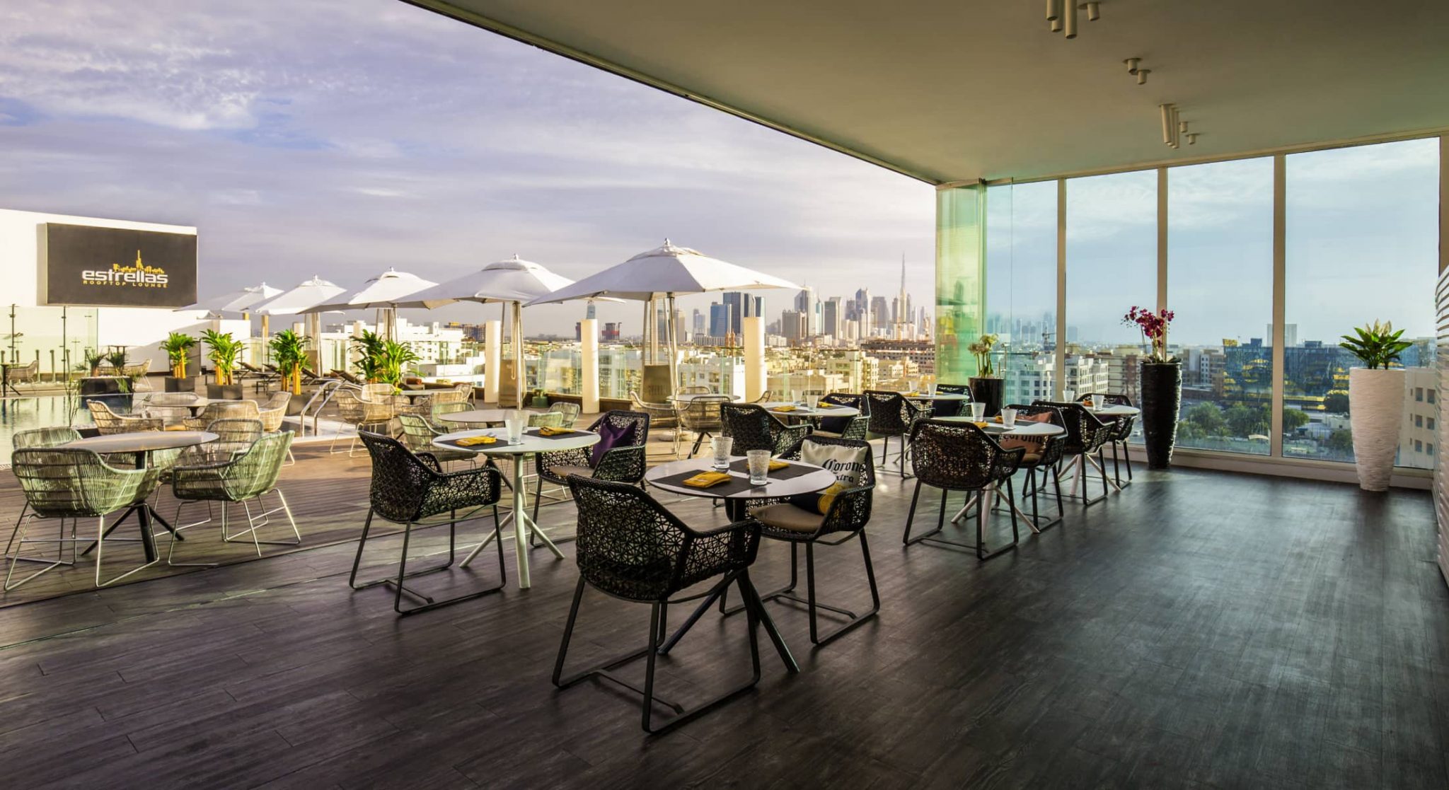 Estrellas Rooftop Lounge - The Canvas Hotel MGallery Hotel Collection