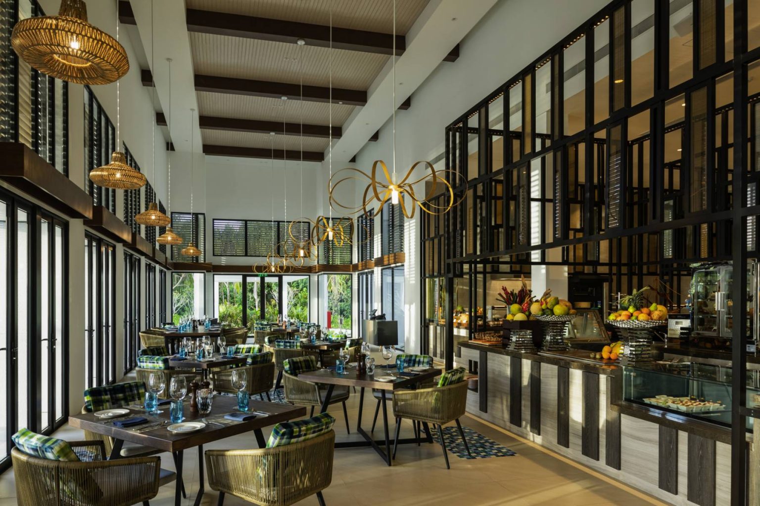 Melange: all day dining restaurant | Pullman Maldives