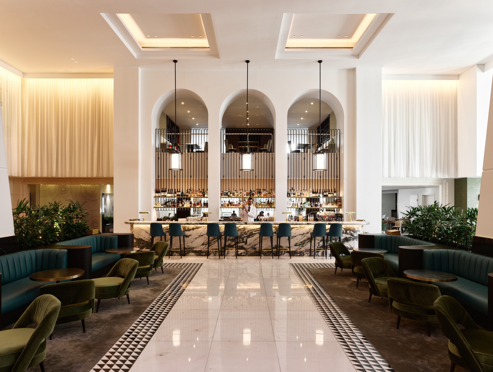 New Luxurious Sydney Bar | Arches on Market | Swissôtel Sydney