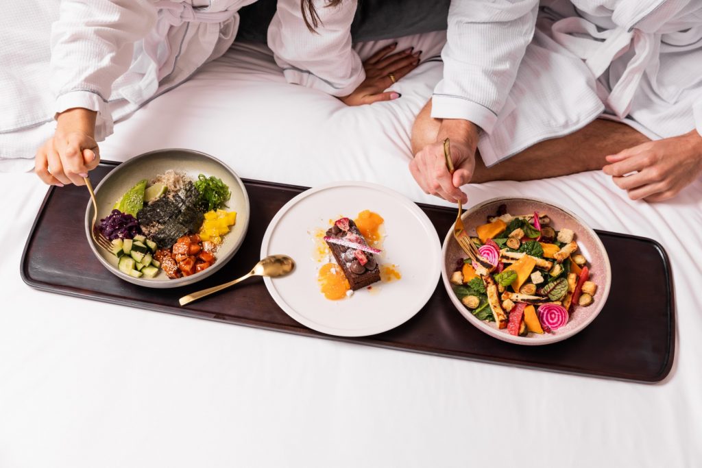 In-Room Dining | Swissôtel Sydney | Sydney CBD Accommodation