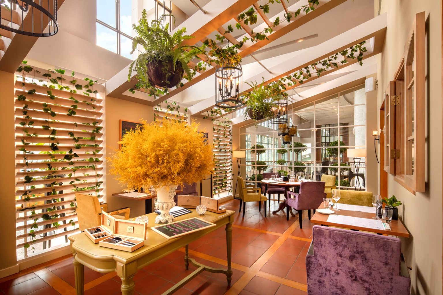 Le 17 Bistro - Sofitel Saigon Plaza – Luxury 5-star hotel