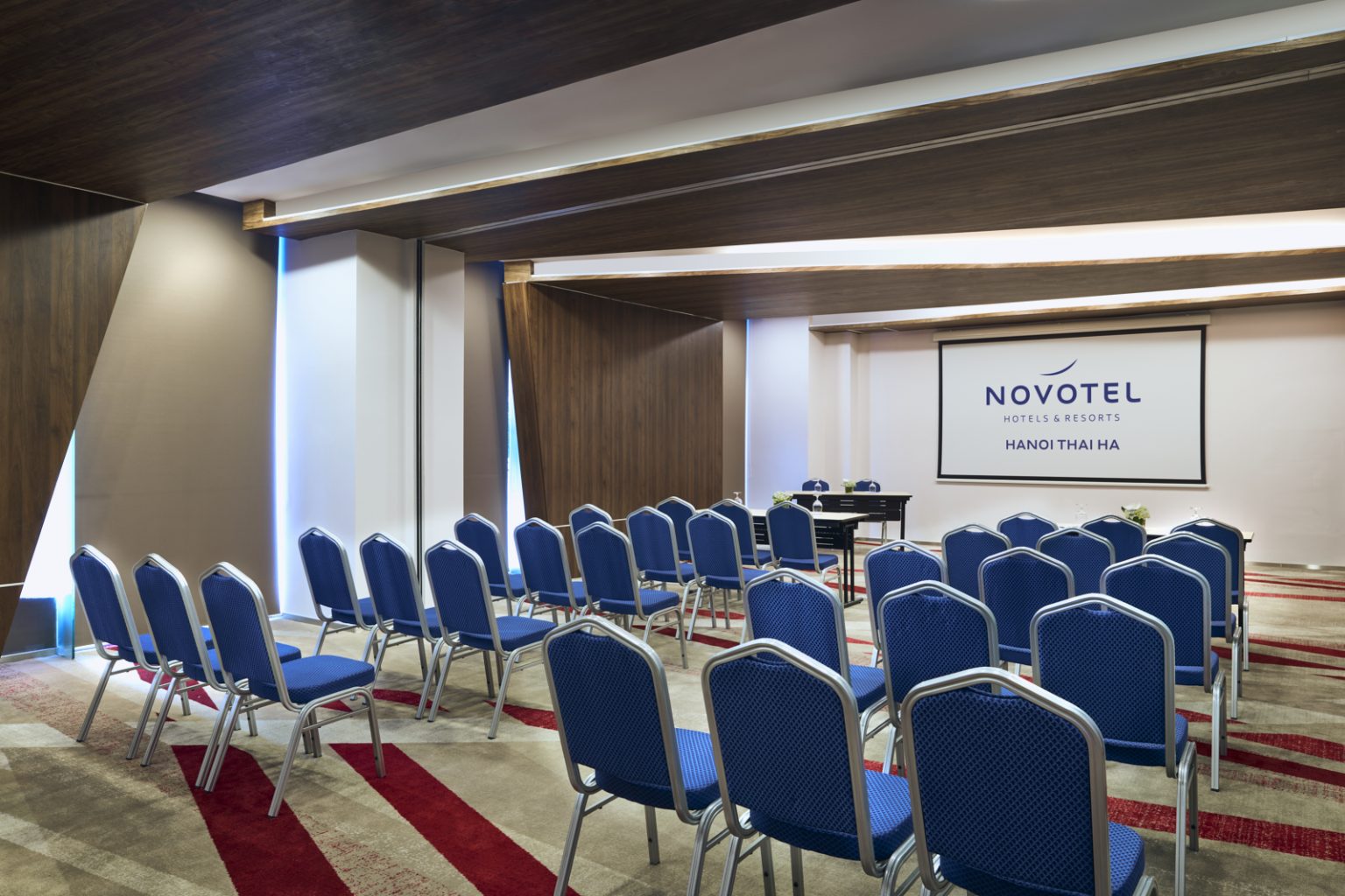 Novotel Hanoi Thai Ha's Orchid Meeting room business Meeting