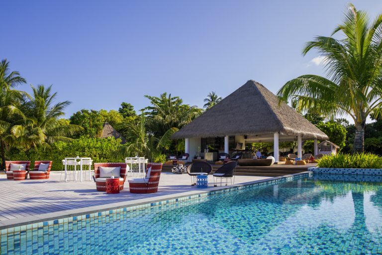 Mercure Maldives Kooddoo - Virtual Tour