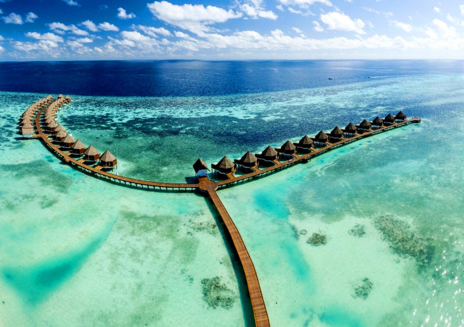 Boutique Resort in Maldives | Mercure Maldides Kooddoo Resort