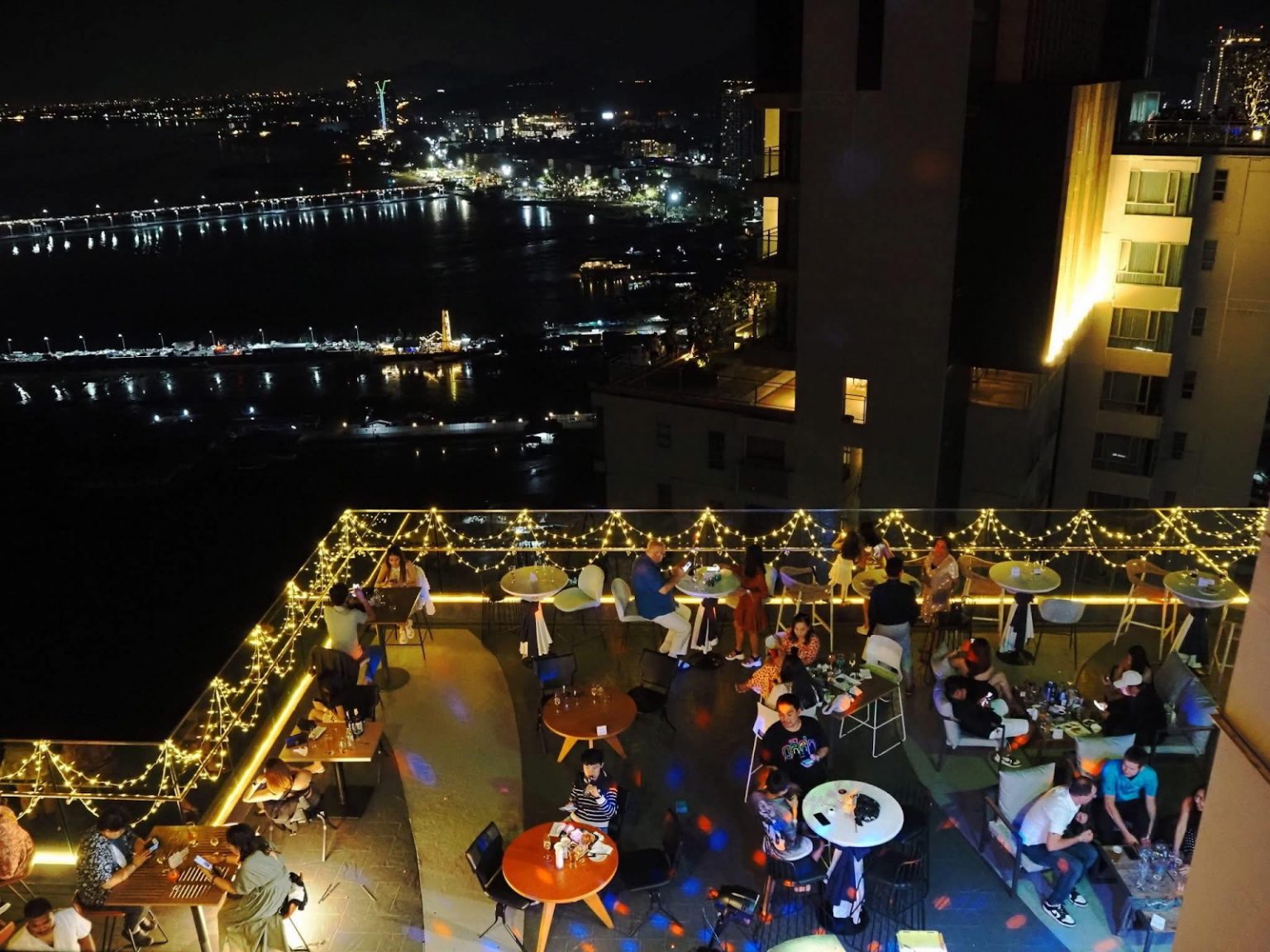 Rooftop Countdown Party & Buffet Sriracha: Happy New Year 2025