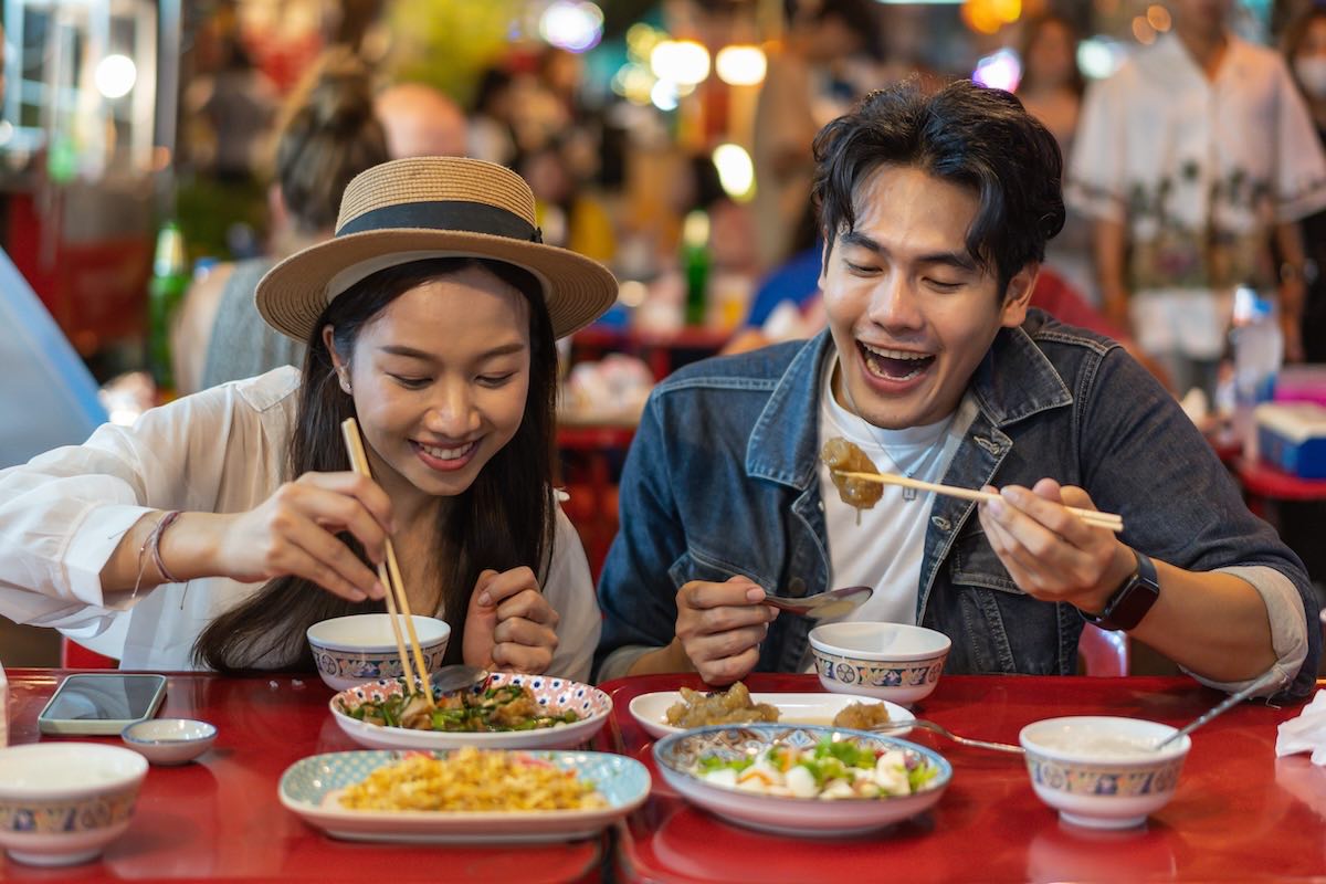 Bantadthong Bangkok: Vibrant Culture, Attractions & Street Food
