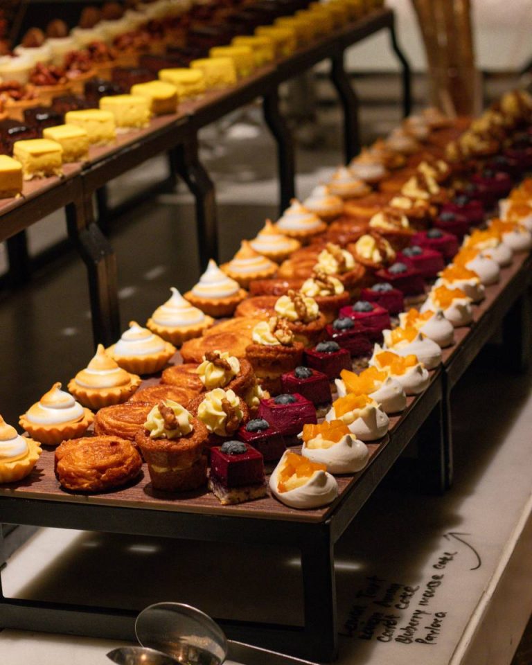 Admiral Club Buffet Restaurant | Admiral Hotel Manila - MGallery