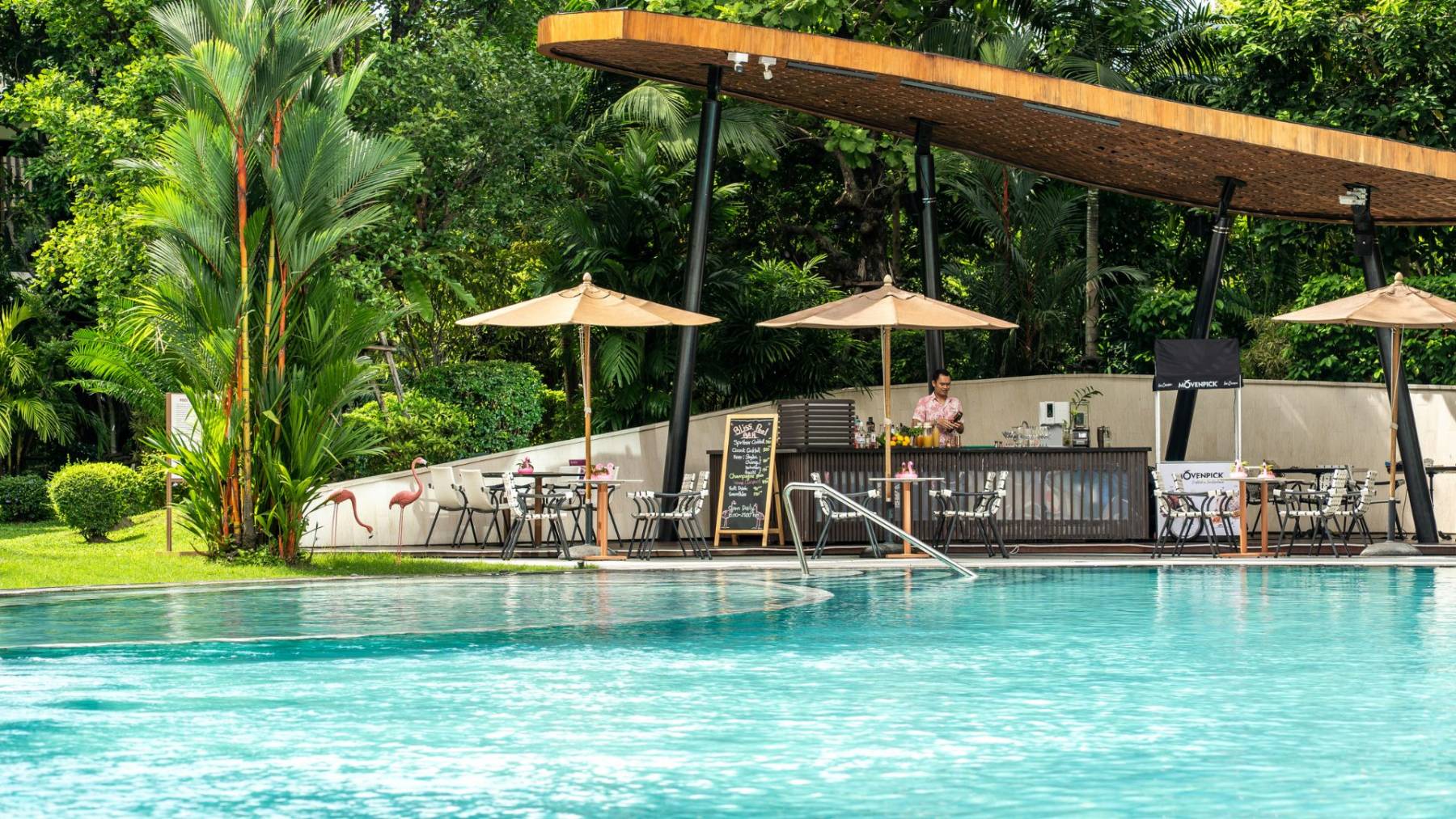 Movenpick BDMS Wellness Resort Bangkok - Bliss Pool Bar