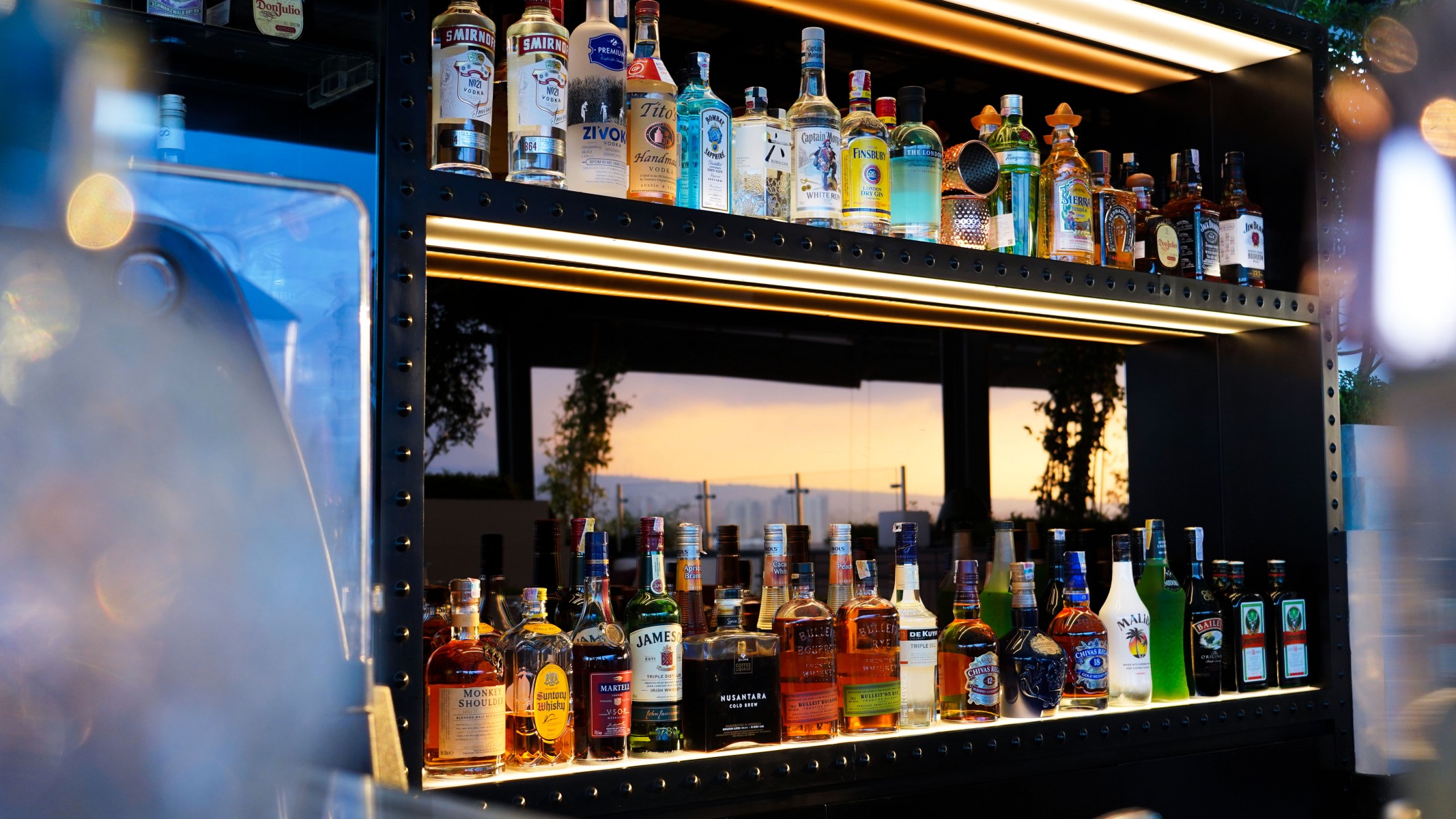 Akasa 360 Rooftop Bar - Pullman Bandung Grand Central