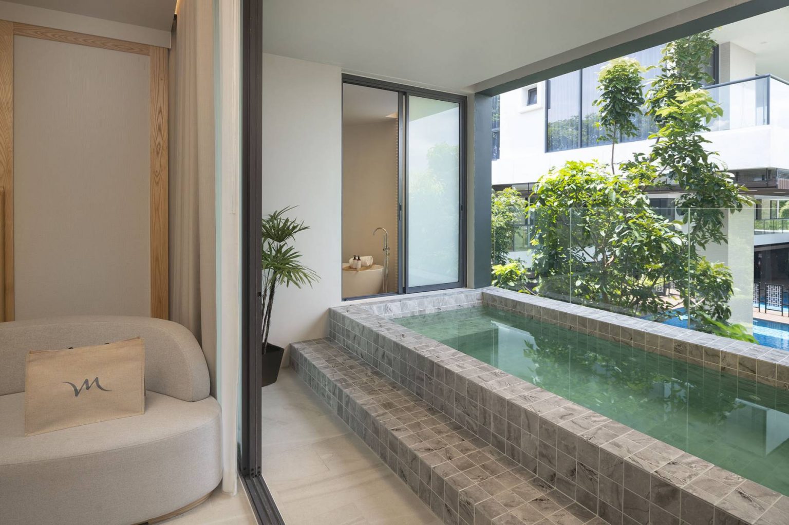 Accommodation in Rayong - Mercure Rayong Lomtalay Villas & Resort