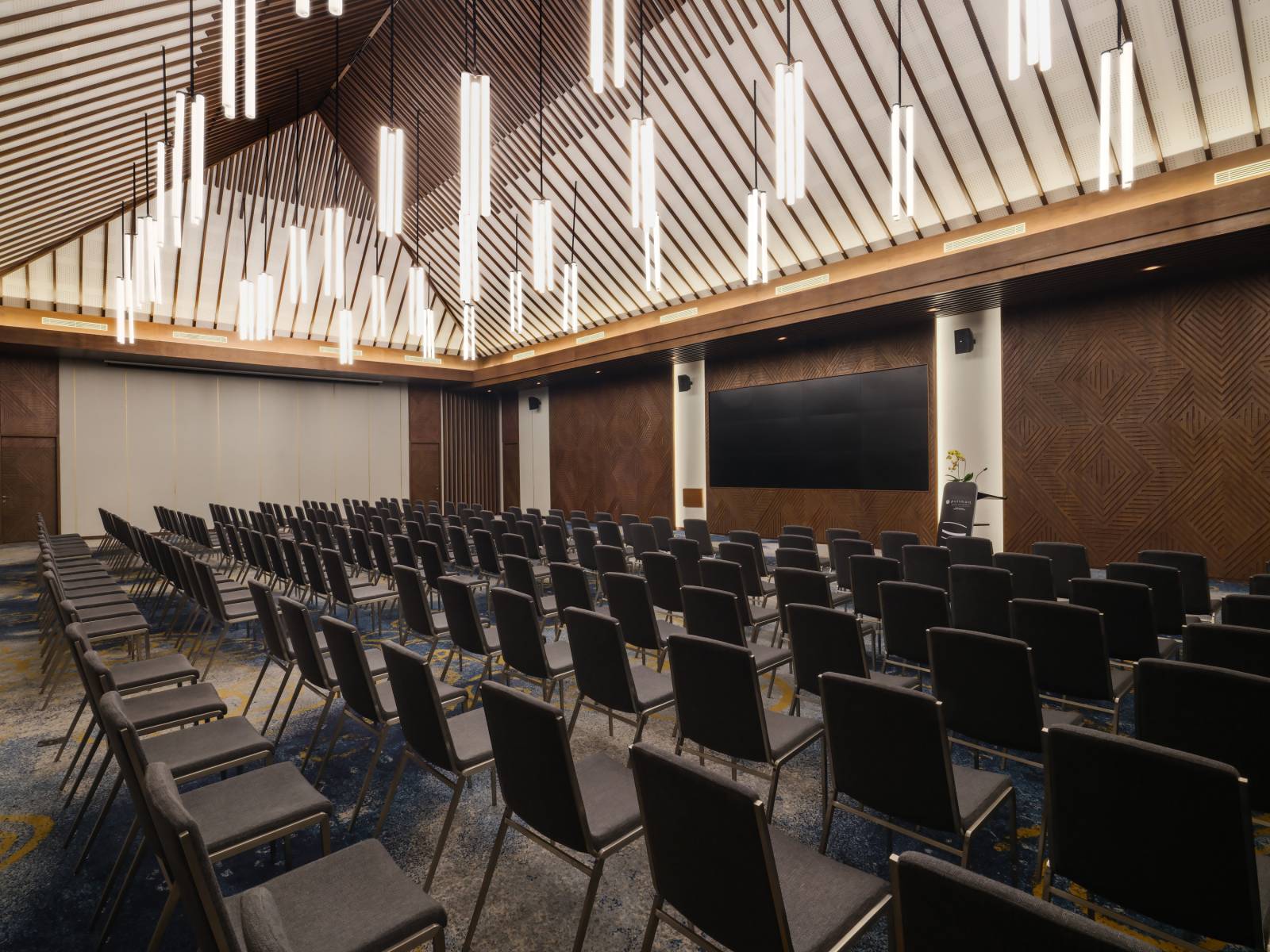 Mandalika Ballroom – Pullman Lombok – 5-star business resort