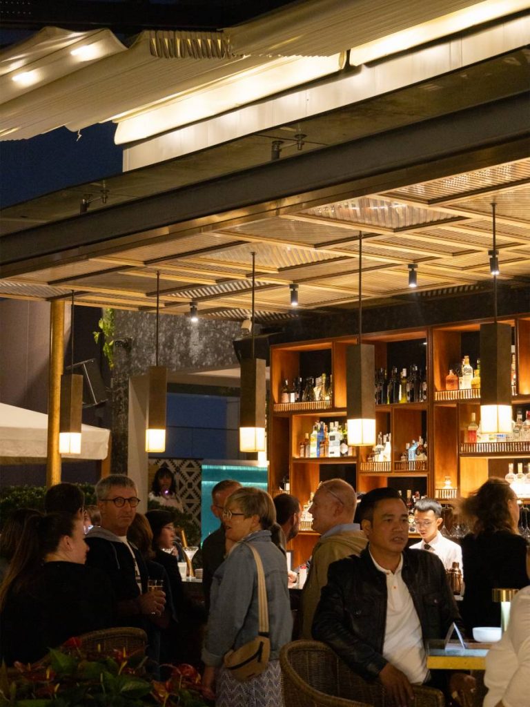 Grand Mercure Hanoi - Vivu Sky Bar x Lady Triệu: International ...