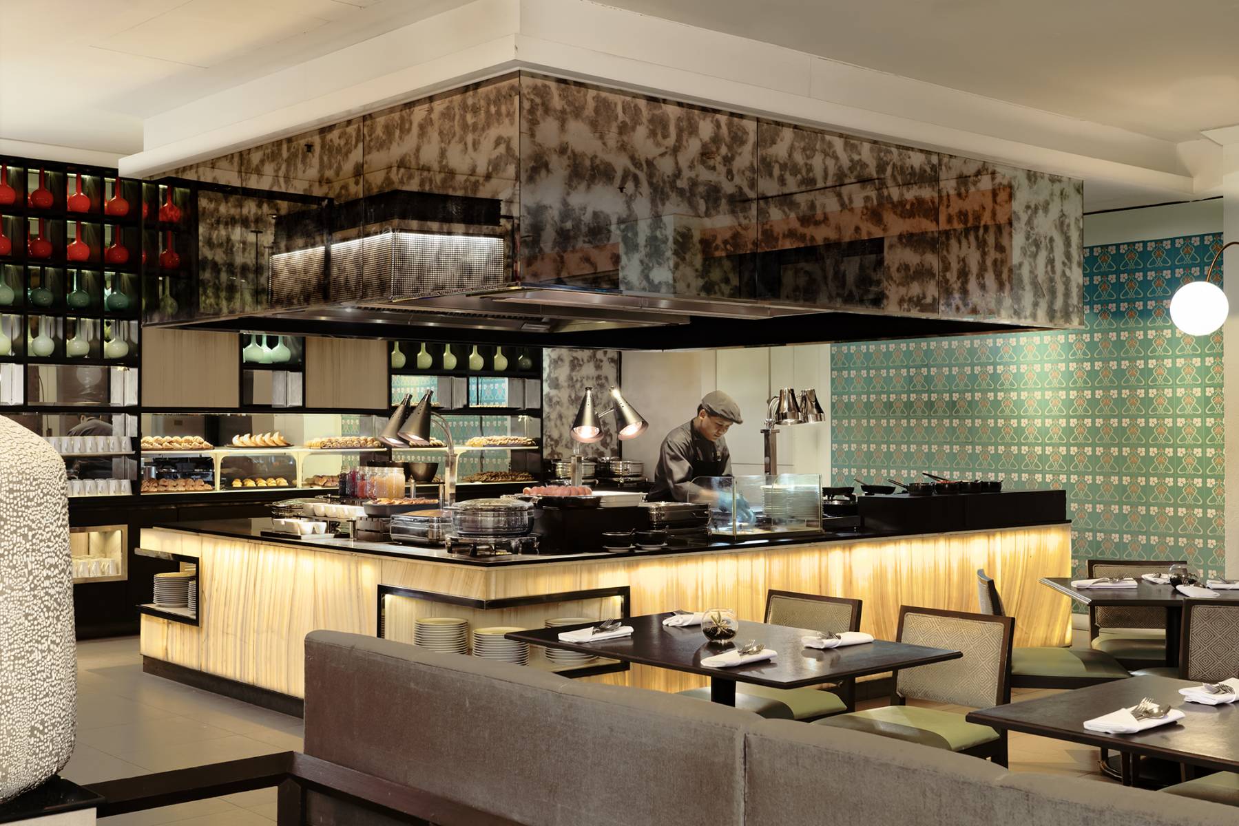 Best Restaurants in Bangkok | Grand Mercure Bangkok Atrium