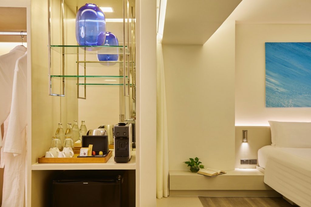 Premium Seaview Room with Balcony | Pullman Pattaya Hotel G