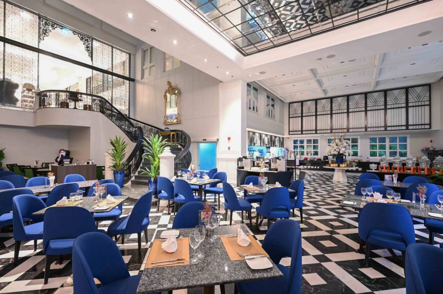 Dine with Style at Atrio - Restaurant Mövenpick Myth Hotel