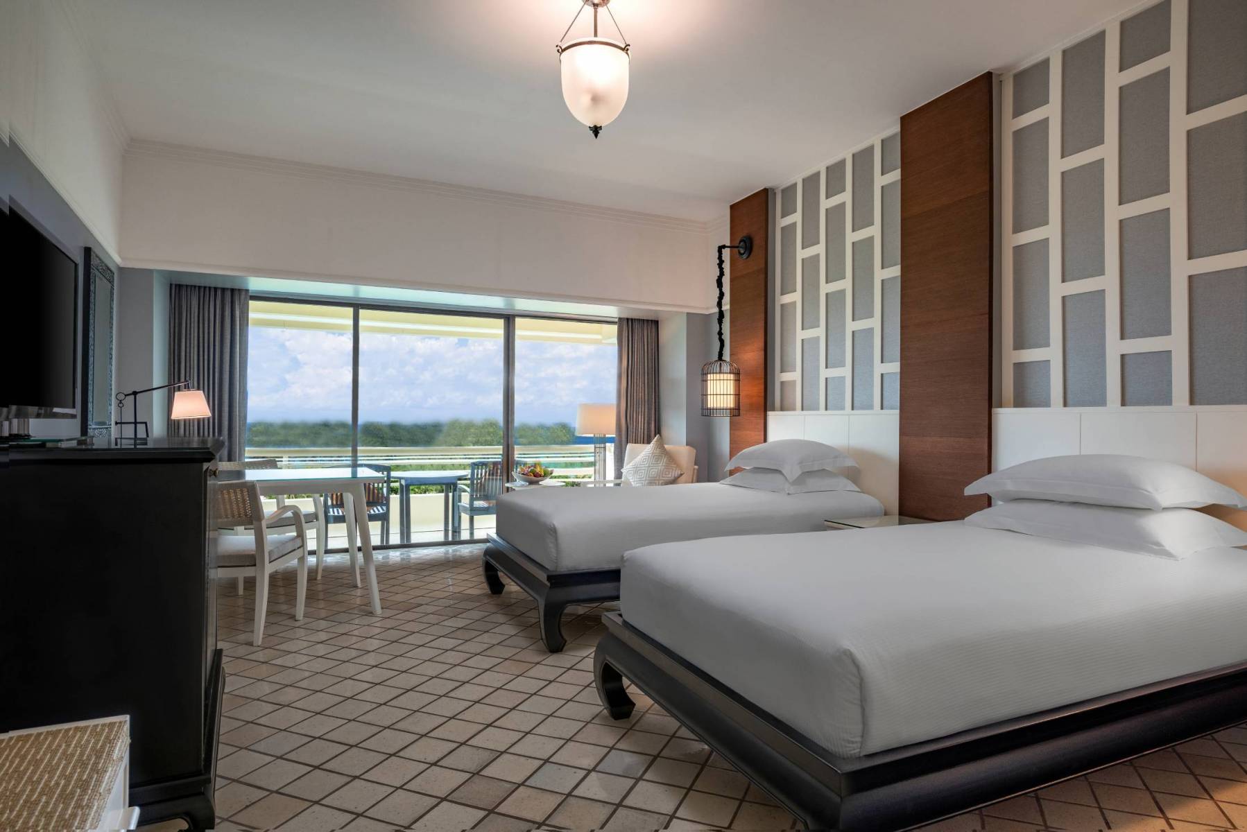 Pullman Phuket Karon Beach Resort