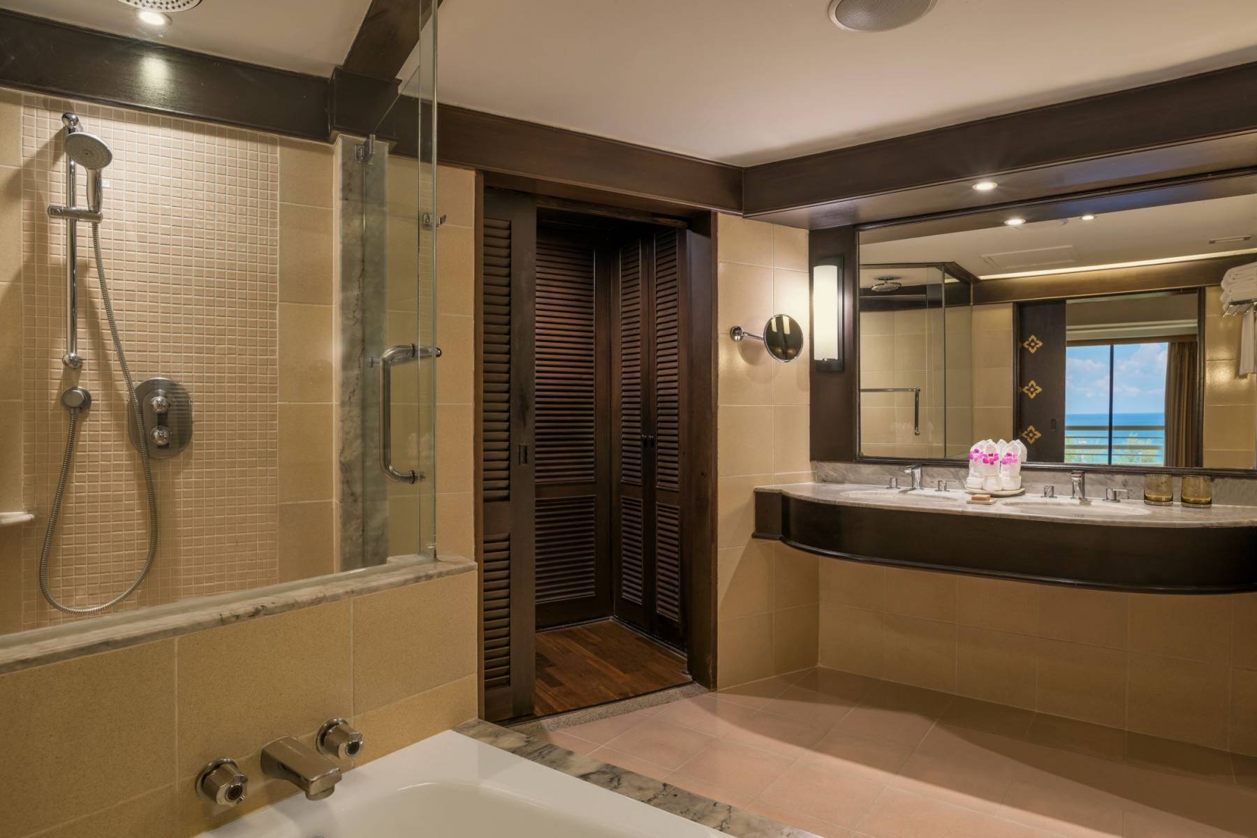 Executive Suite - Pullman Phuket Karon Beach Resort