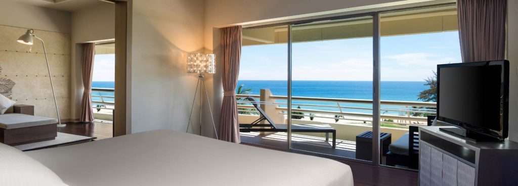 Superior Suite Sea View - Pullman Phuket Karon Beach Resort