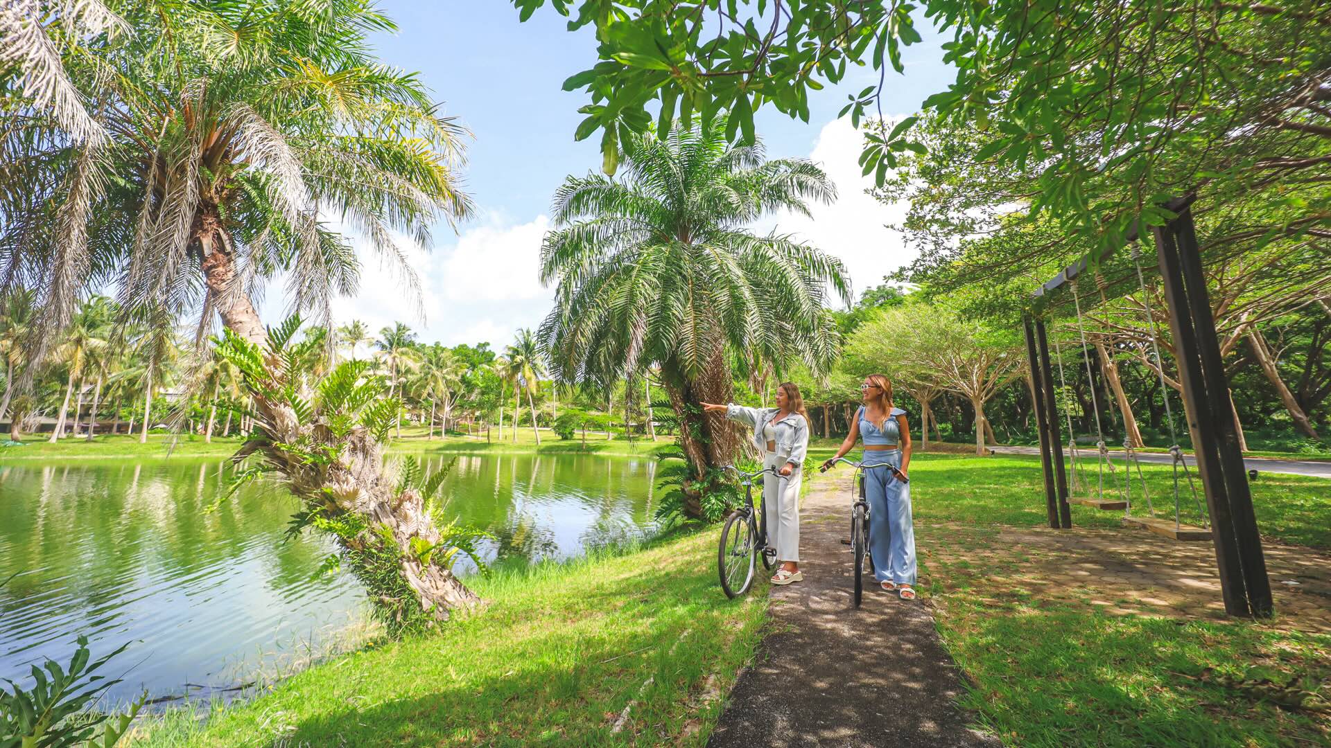 Pullman Phuket Karon Beach Resort - Experiences