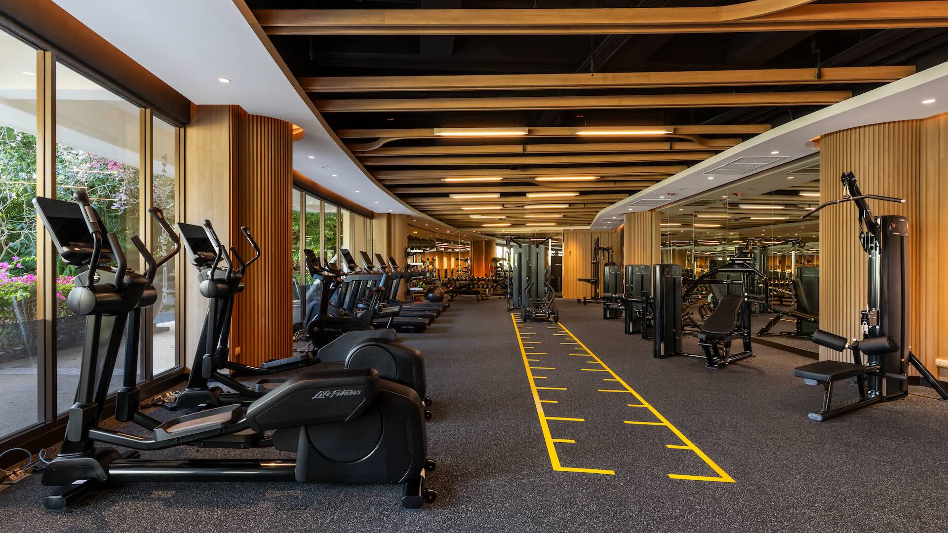 Pullman Phuket Karon Beach Resort - Pullman Fit