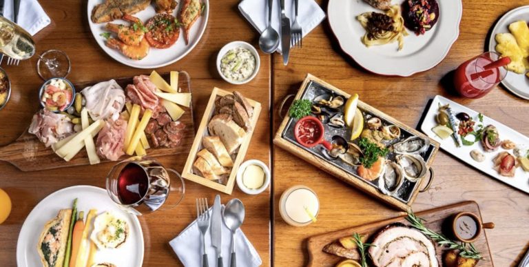 Sunday Lunch Buffet - Pullman Hai Phong Grand Hotel