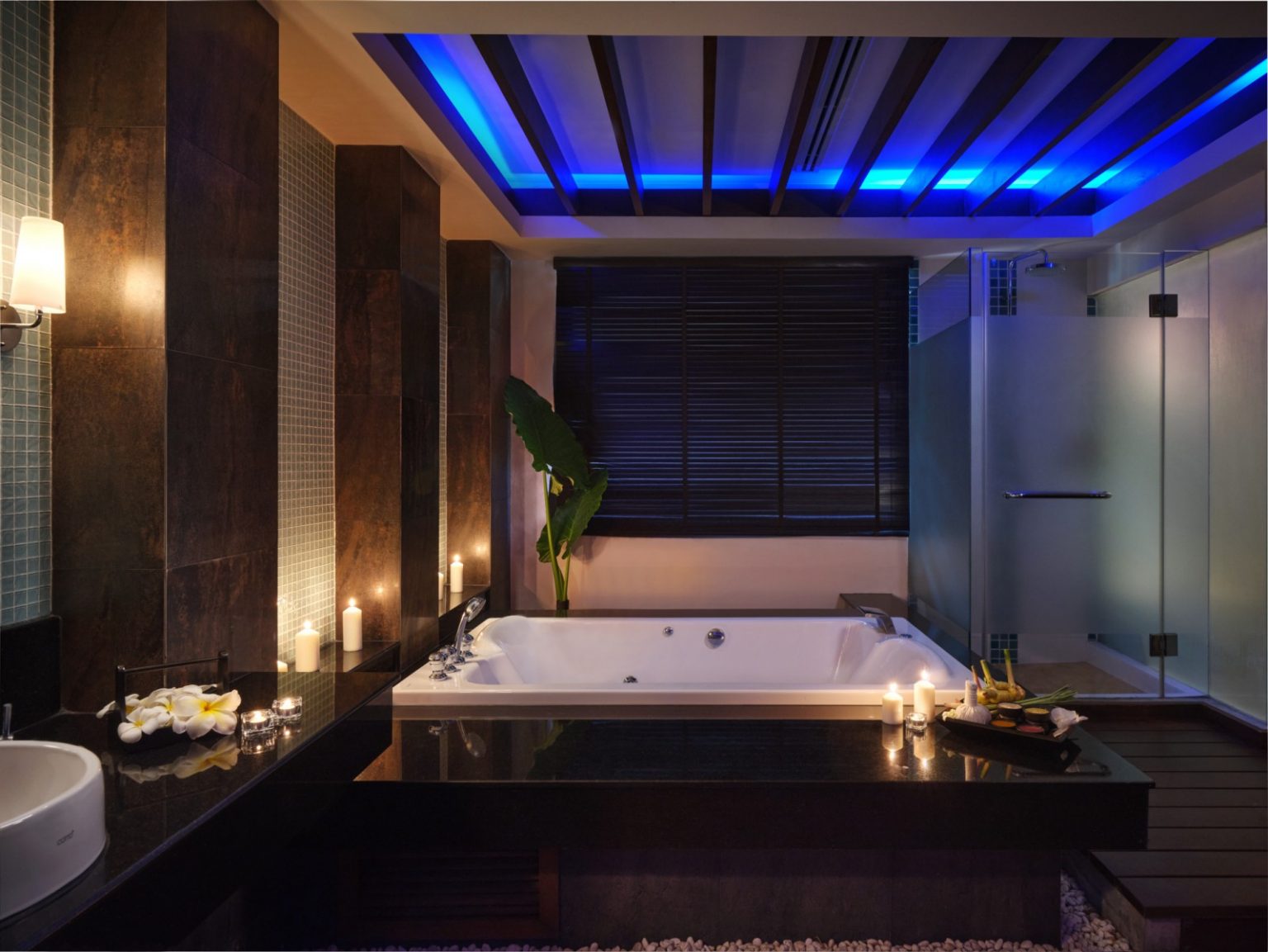 Best Luxury Spa & Massage Service in Patong |Novotel Phuket Vintage Park