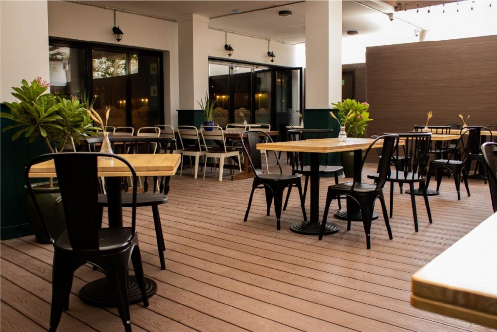 Pullman Dubai Jumeirah Lakes Towers - The Black Sheep