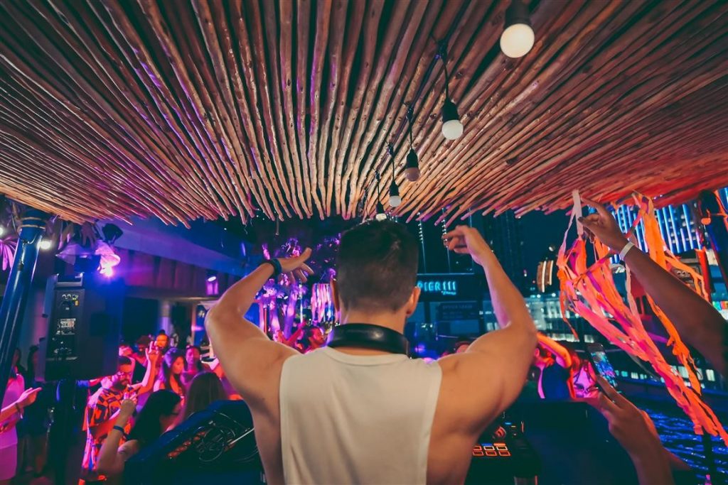 NEON Techno Pool Party - Novotel Bangkok Platinum Pratunam