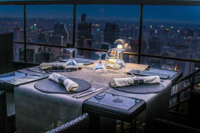 Best Bangkok Honeymoon Hotel For An Unforgettable Experience