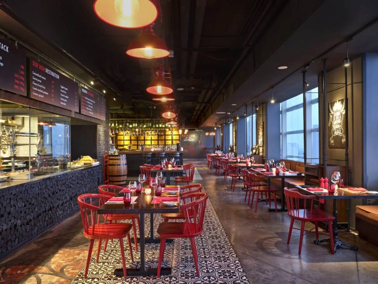 Pullman Saigon Centre - Mad Cow Wine & Grill