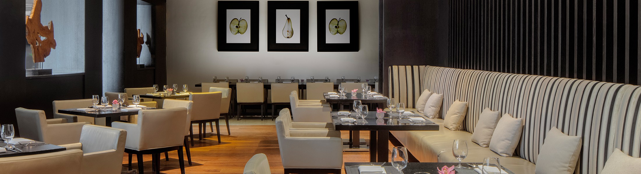 Medley international restaurant - Pullman Dubai Creek City Centre