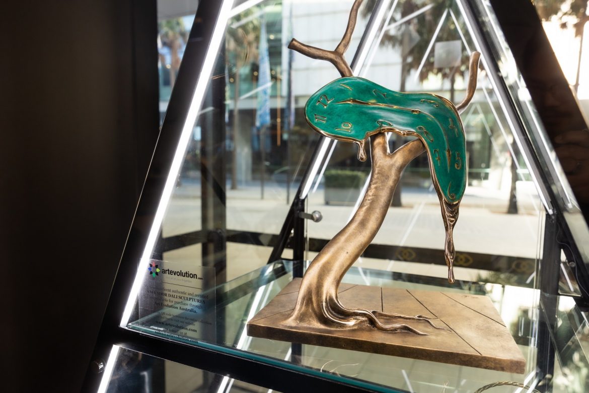 Sofitel Sydney Darling Harbour - Salvador Dali Comes to Sofitel