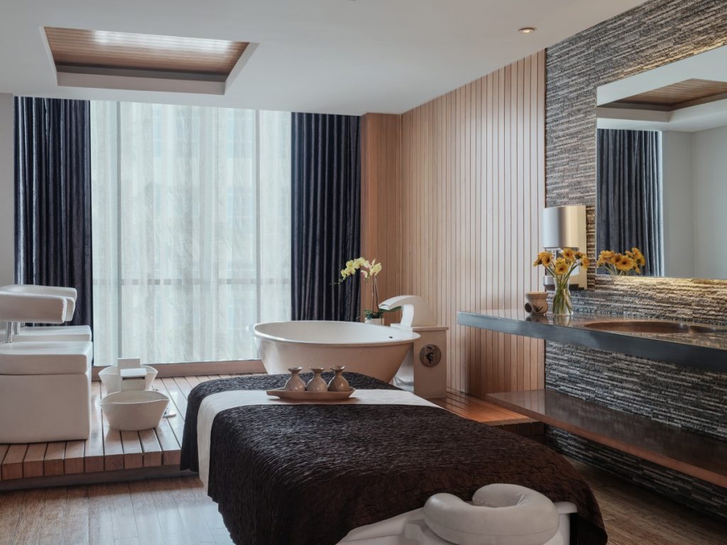 Fit and Spa - Pullman Jakarta Central Park - Fit and Spa