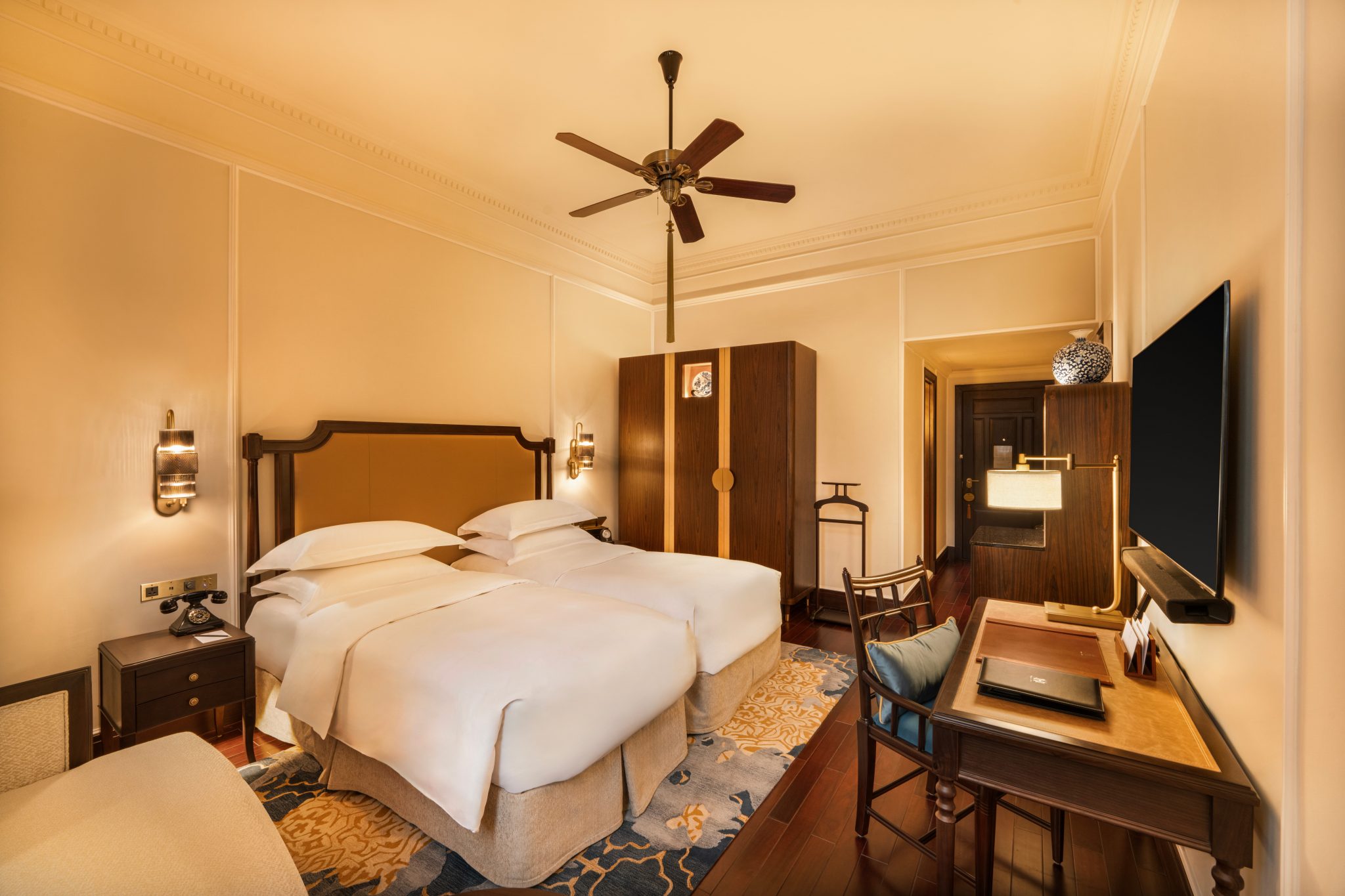 Grand Luxury Room | Sofitel Legend Metropole Hanoi